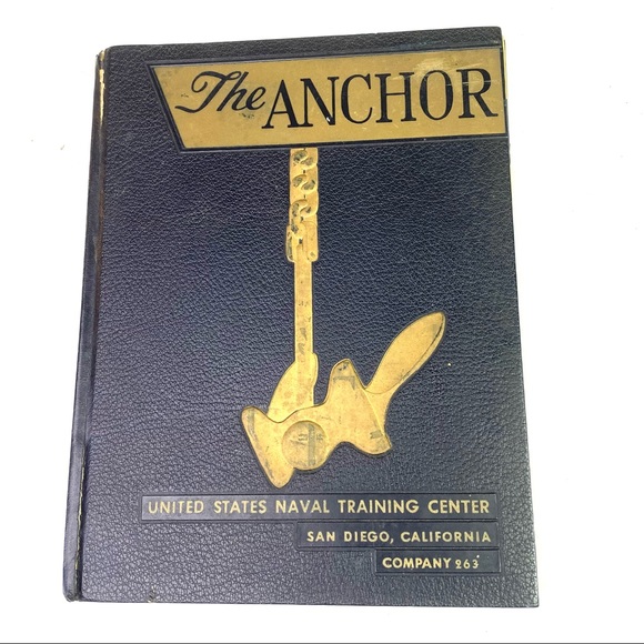 Accents | United States Navy The Anchor Training Center Manual Book San ...
